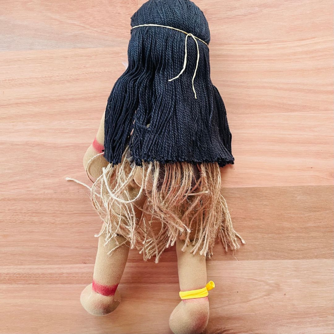 Boneca de pano Colorê Linha Folclore - Vitória Régia - Ioiô de Pano ...