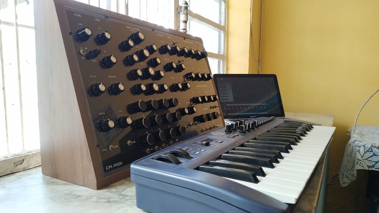 Control-Synth Modular - CM-MIDI CONTROLLERS