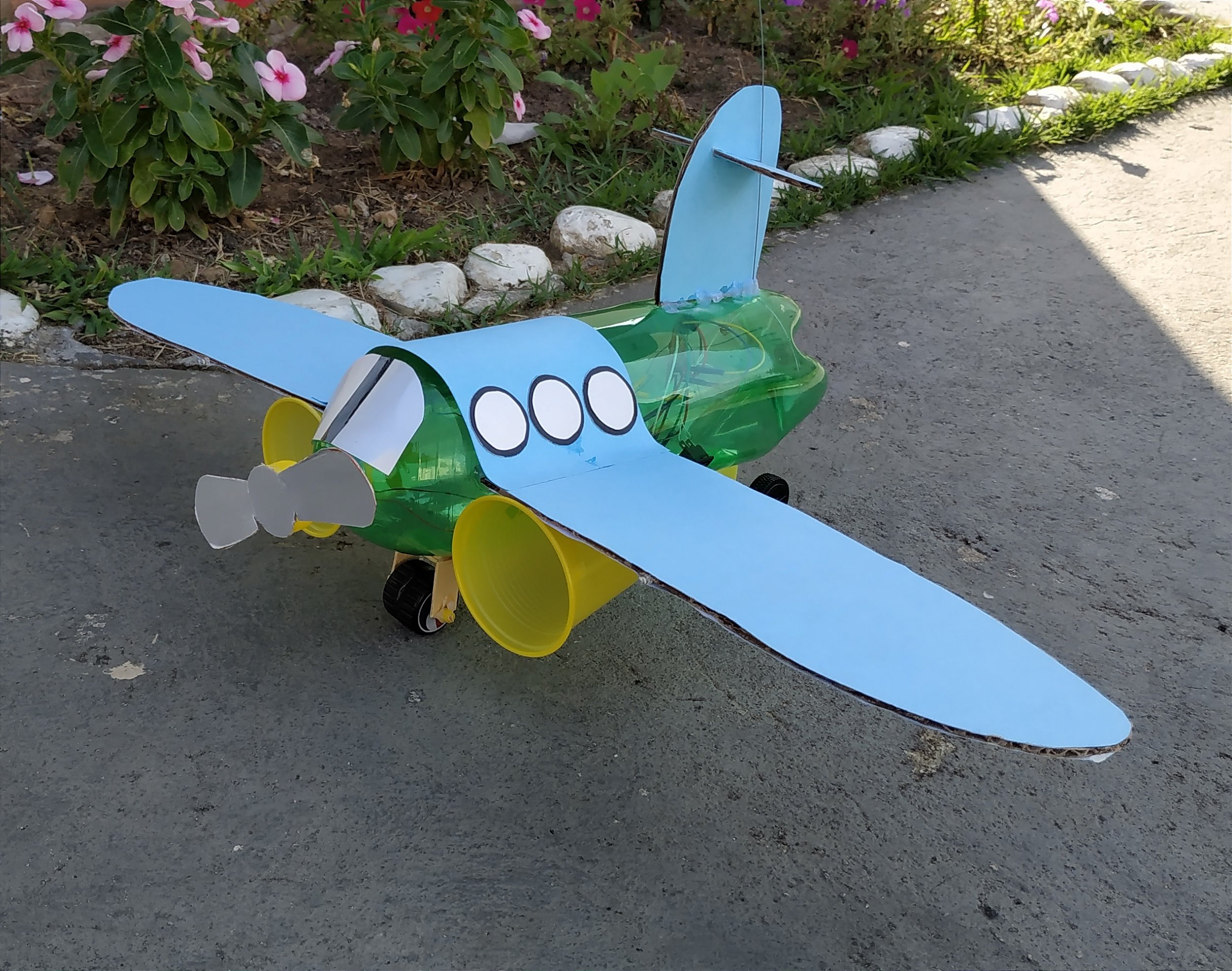 Avião Elétrico DIY - Kit Educação Maker - Robótica Educacional Brasil ...