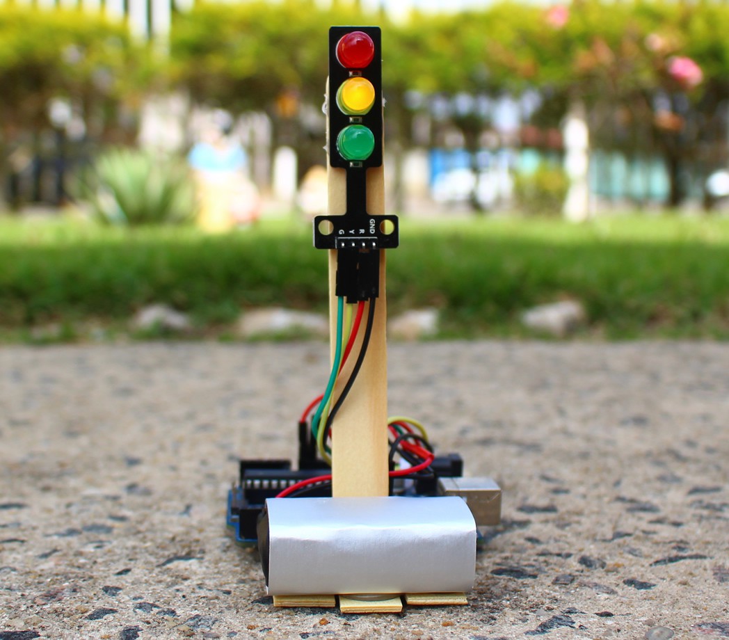 Robótica para Iniciantes com o projeto Semáforo DIY - Robótica ...