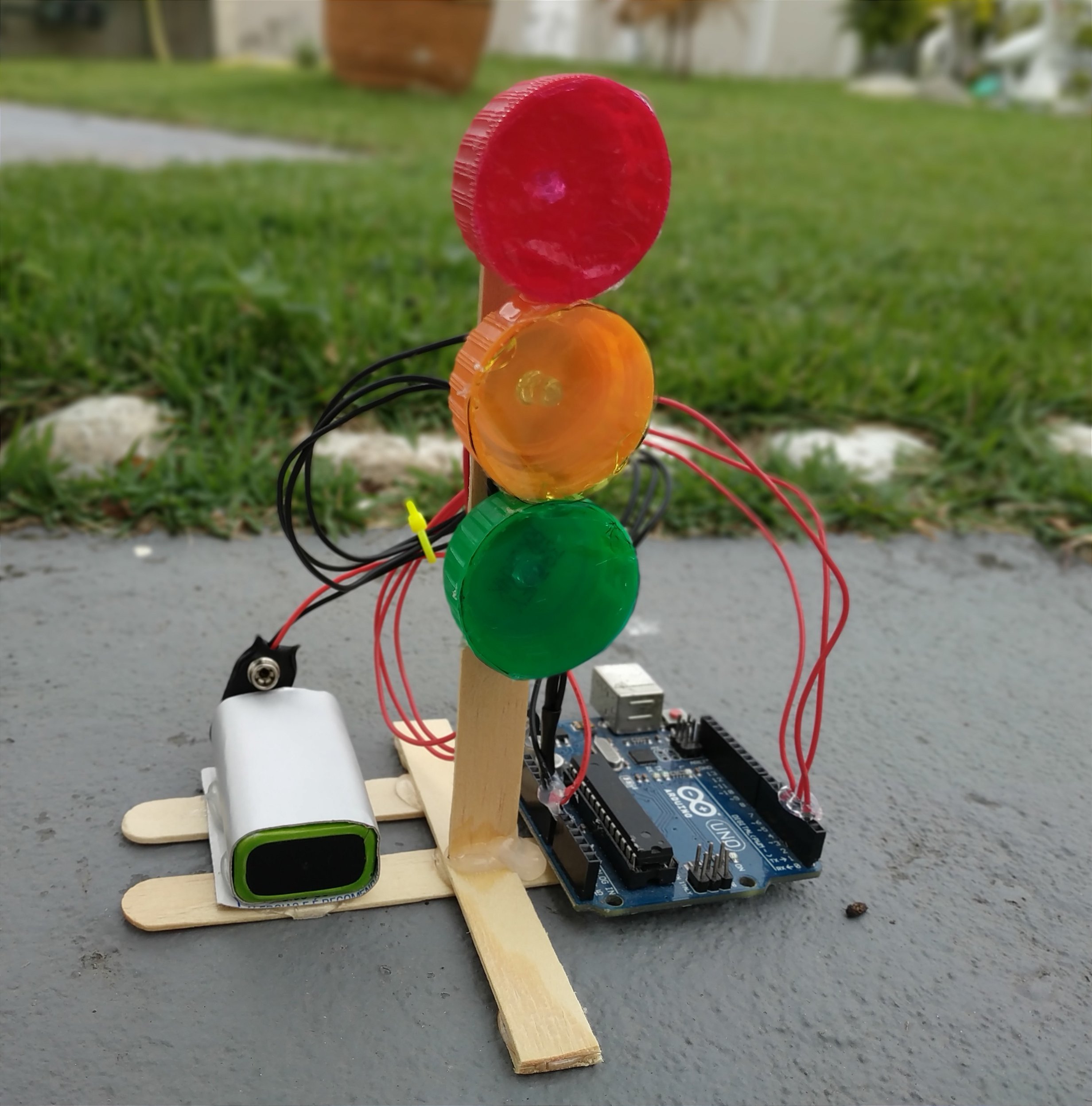 Robótica para Iniciantes com o projeto Semáforo DIY - Robótica ...