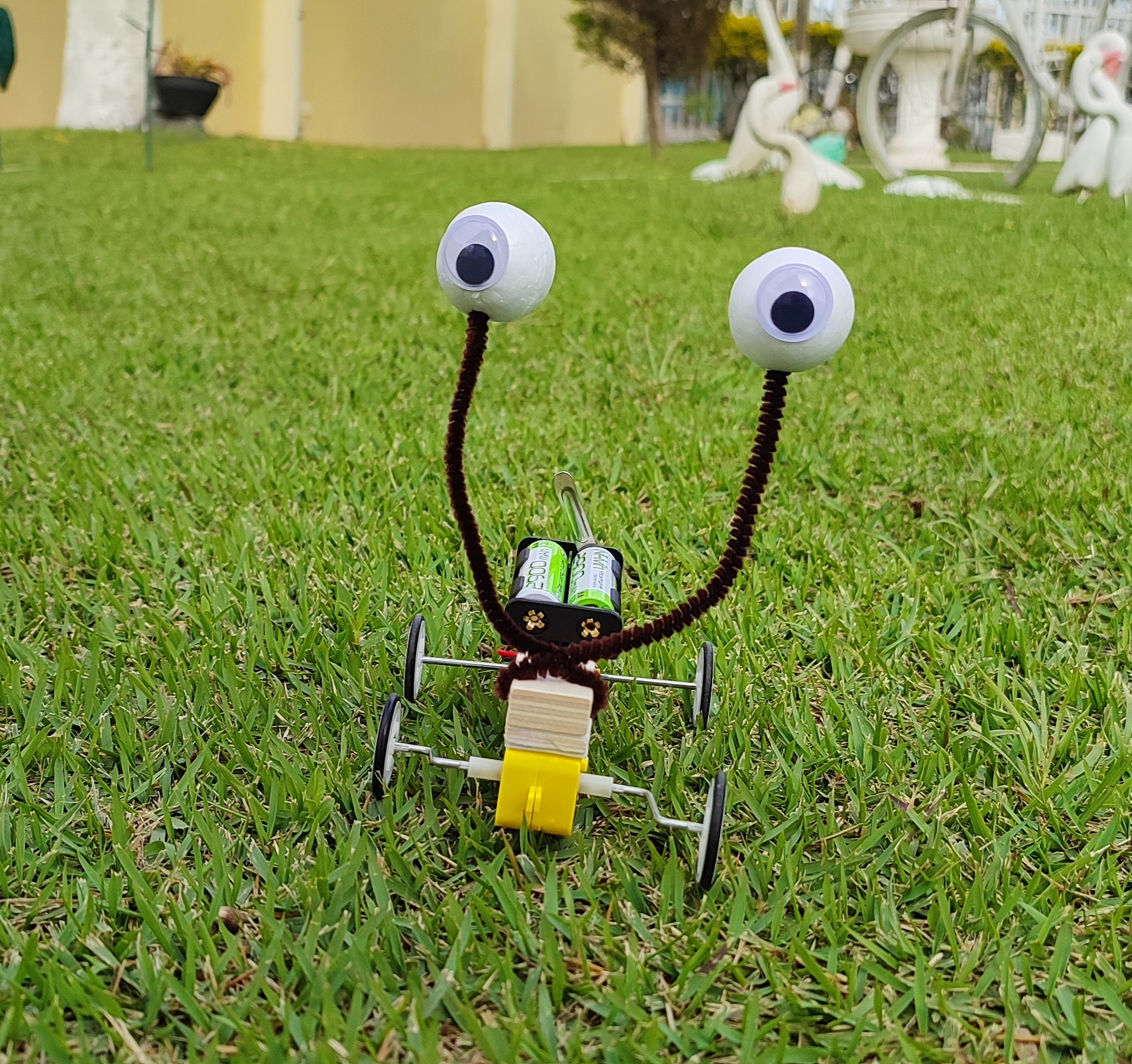 Robô Biônico Criativo, Kit didático para montar - Robótica Educacional ...