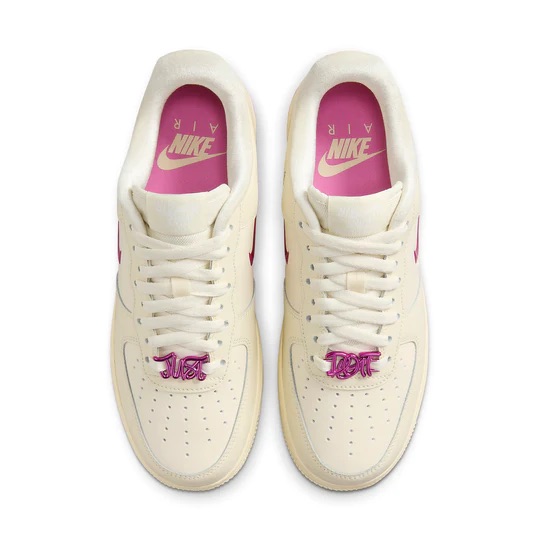 Tênis Nike Air Force 1 Low SE Coconut Milk Playful Pink - FB8251-101 ...