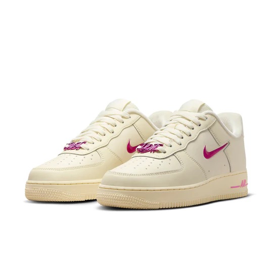 Tênis Nike Air Force 1 Low SE Coconut Milk Playful Pink - FB8251-101 ...