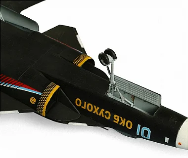SUKHOI SU-47 BERKUT - 1:72 (GRANDE) - PLASTIMODELO - FEITO NA RÚSSIA ...