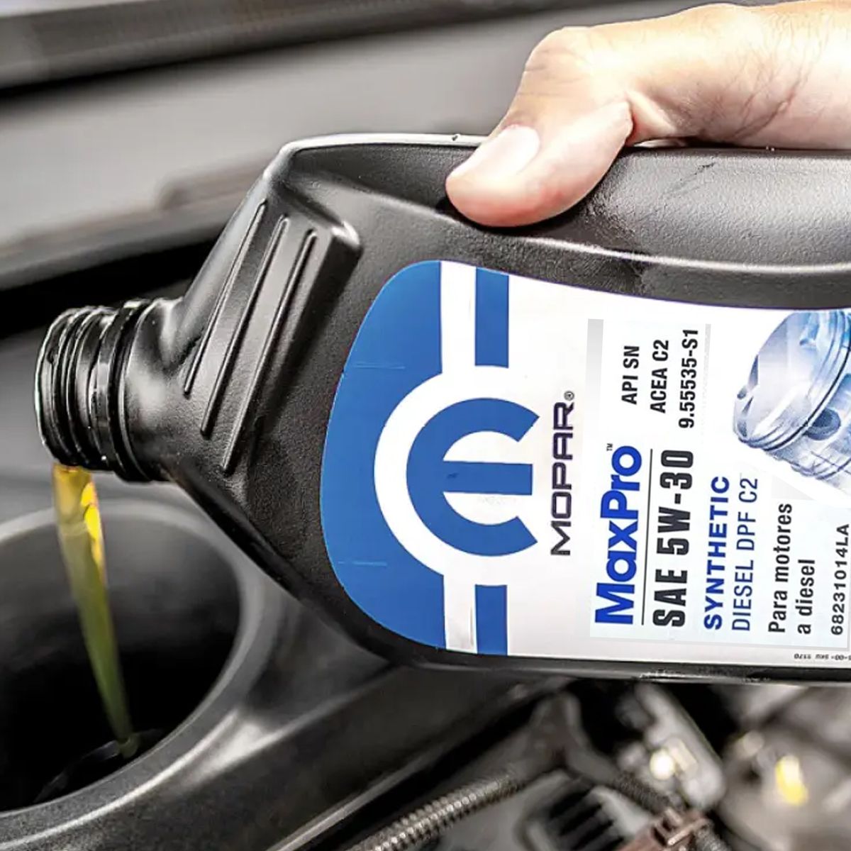 Óleo De Motor Lubrificante Mopar MaxPro 5W30 100% Sintético - Sua ...