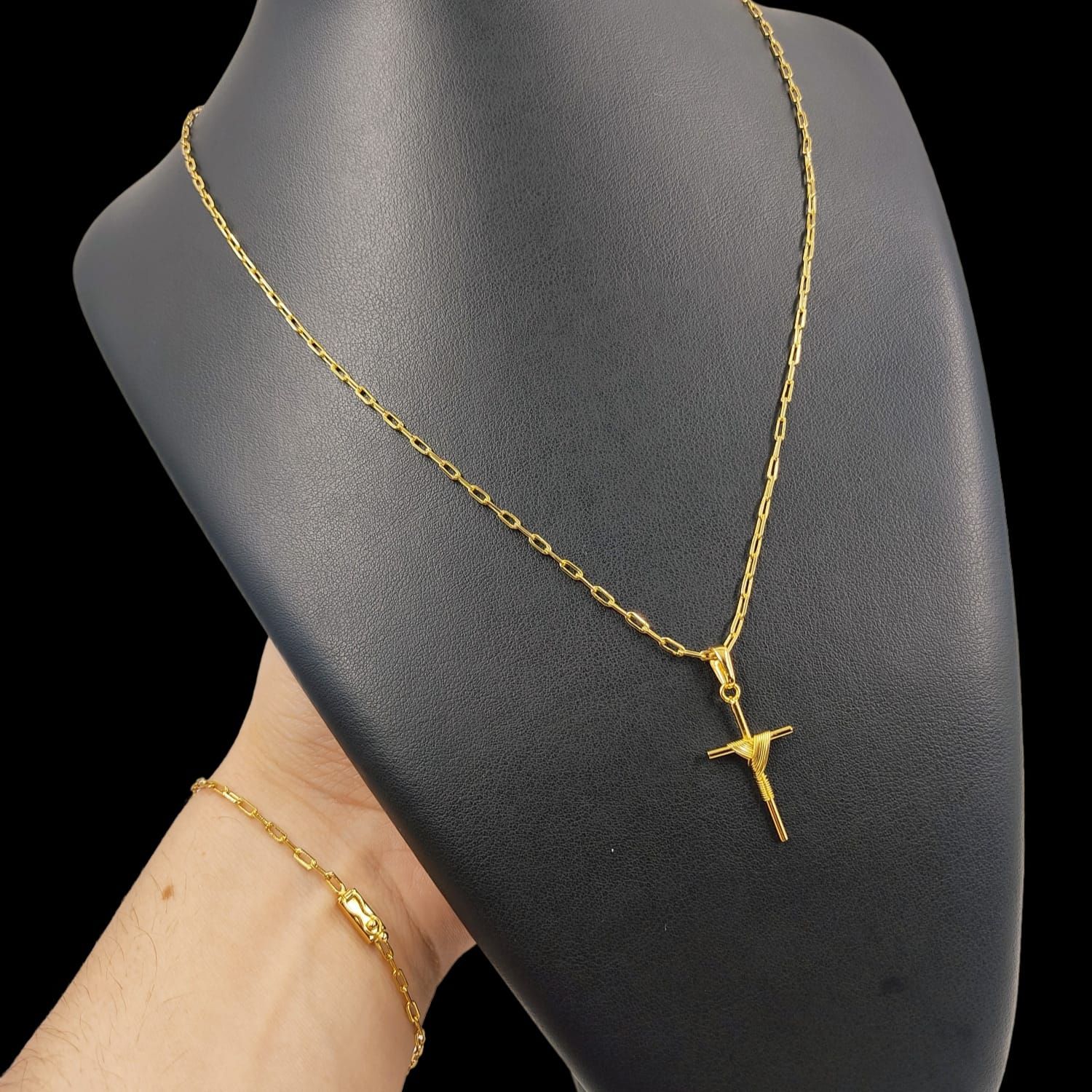Cordão E Pulseira Cadeado Alongado Banhado A Ouro 18k Pingente Cruz