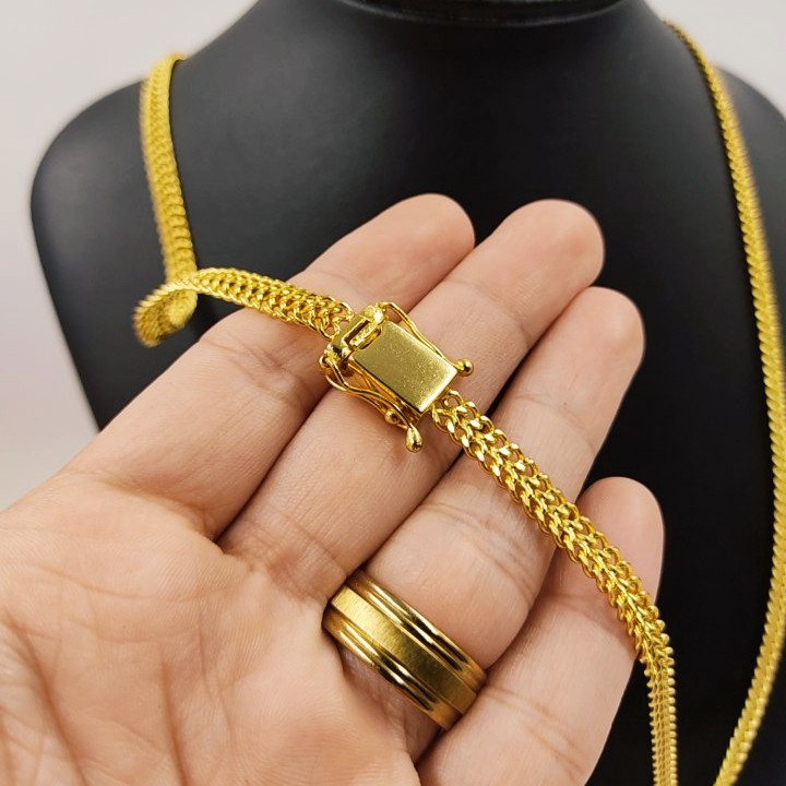 Cordão Grummet Laminado 7mm com Fecho Duplo Banhado a Ouro 18K - Le Griffes