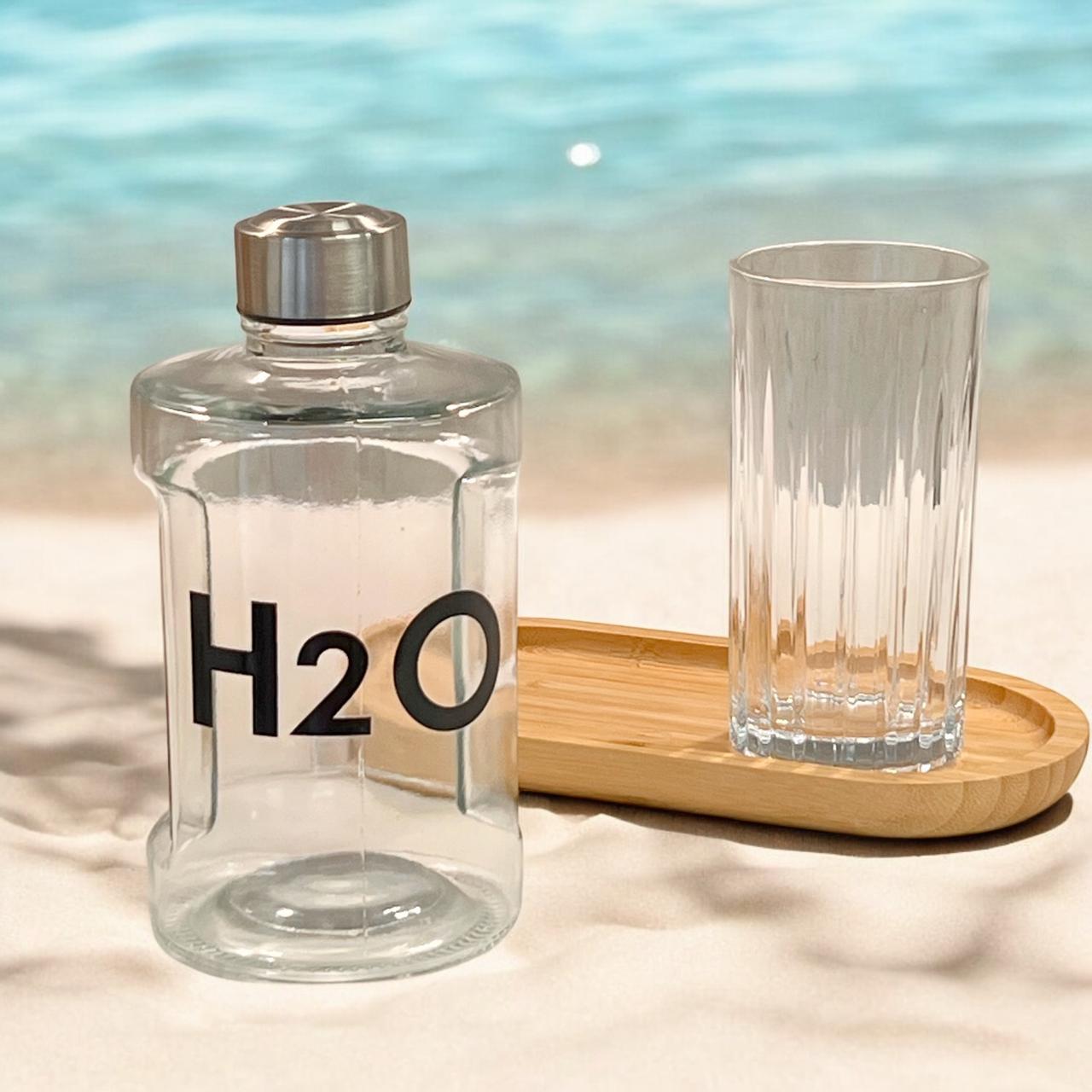 GARRAFA VIDRO H2O 750ML - A loja física Amor de Casa & Cozinha foi ...