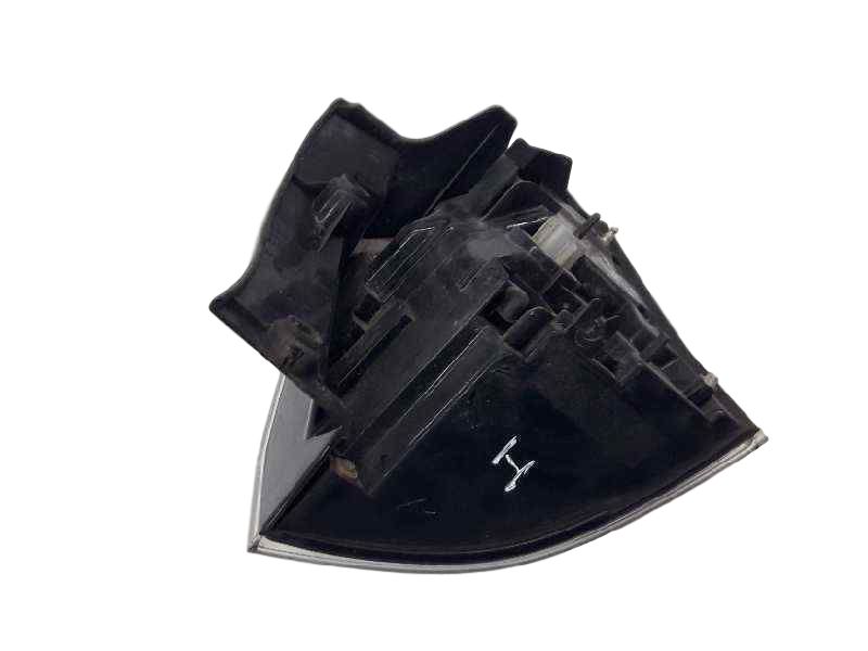 Lanterna Tras. Dir. Mitsubishi Outlander >2007/2013 8330A379 - GSANTOS ...