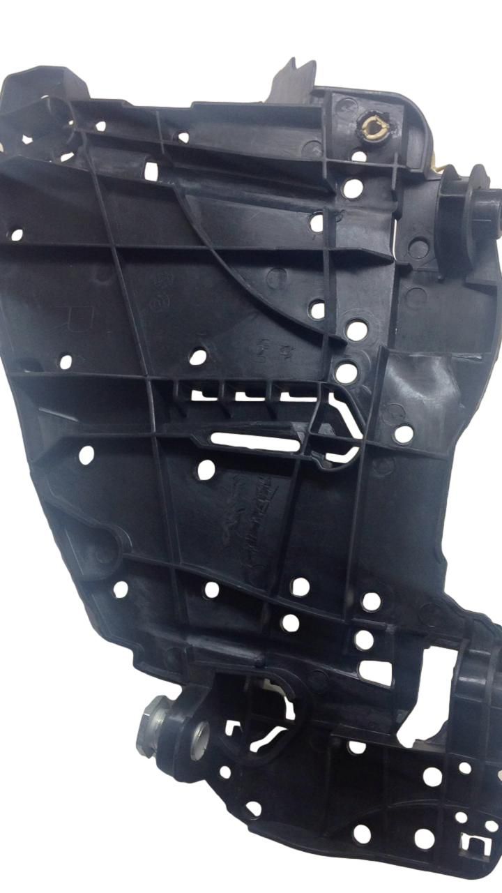 Bandeja Farol Touareg 2007/2010 Direito 7l6941292 - GSANTOS IMPORTADORA ...