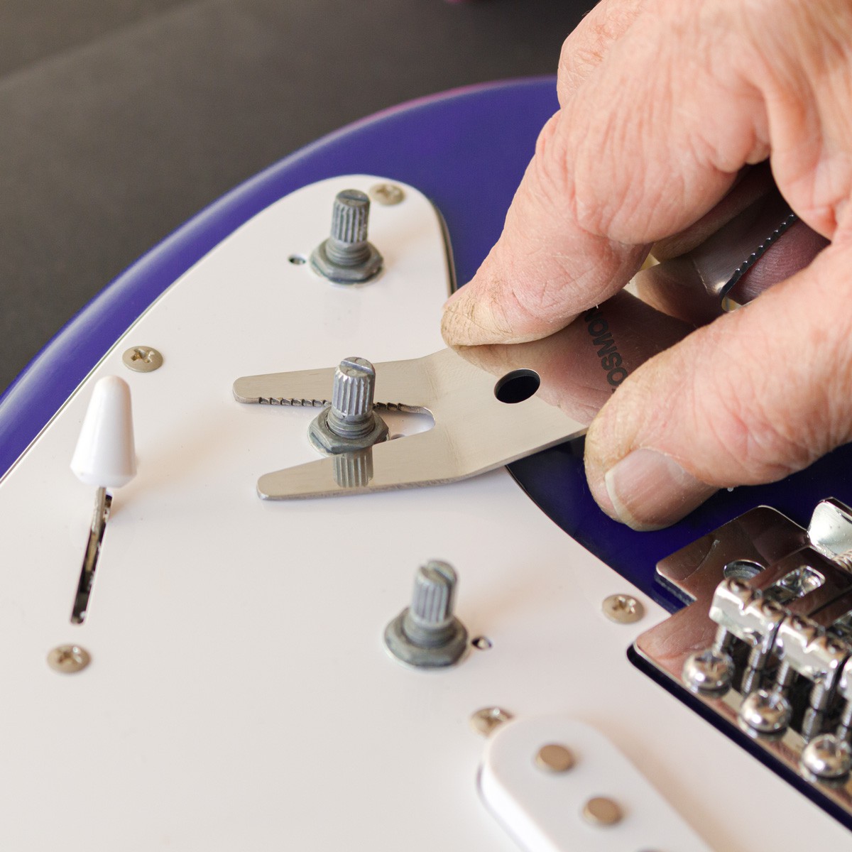 Chave Multi Spanner - Kosmon | Ferramentas de Luthieria