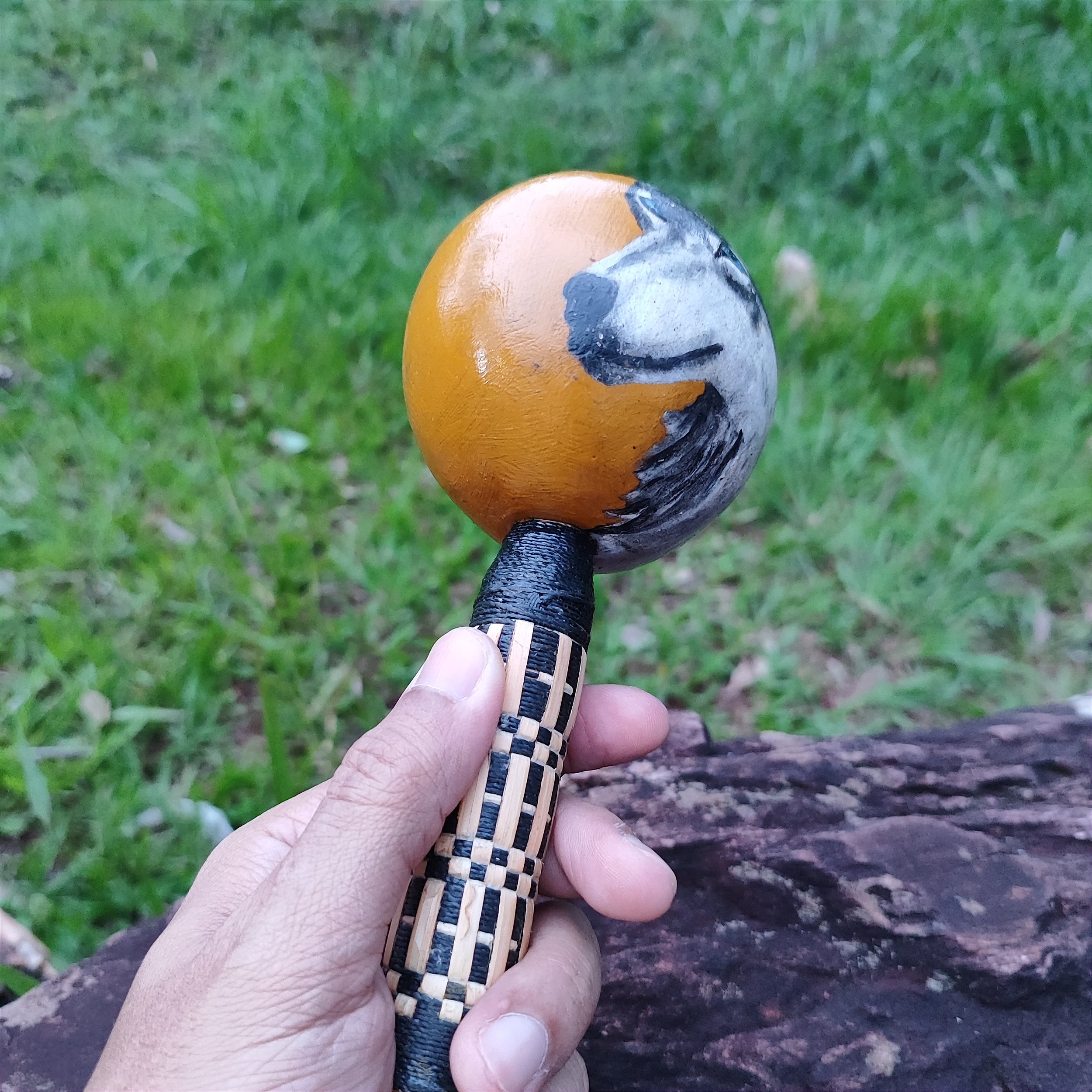 Maracá Indígena Lobo - Instrumentos Nativos