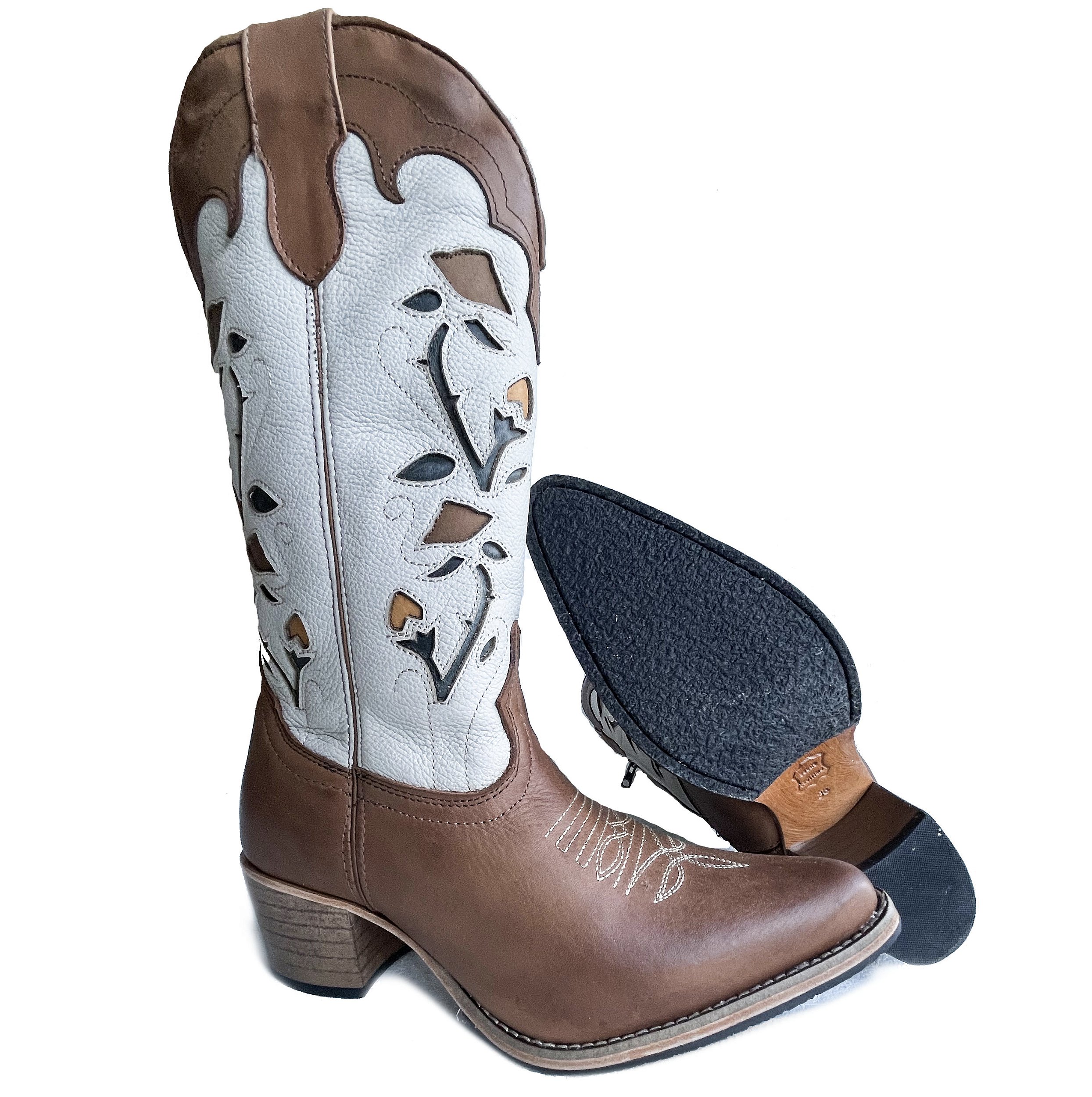 Bota Texana Feminina Touro Sentado Café e Creme Salto Madeira Bico Fin ...