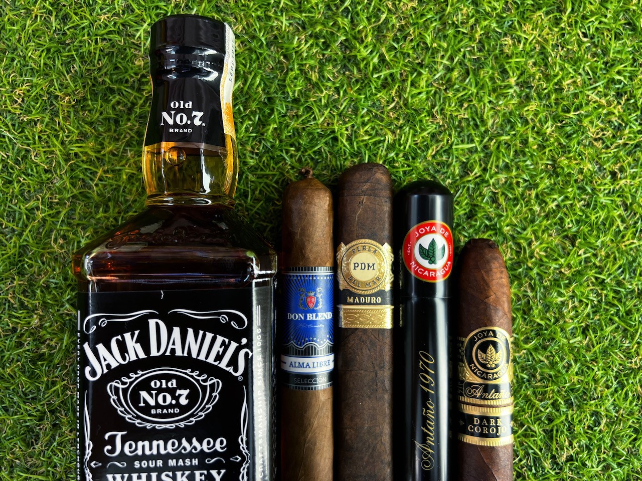 Kit de Charutos Jack&Cigars - PipeSmoking360 - Cachimbos e Charutos