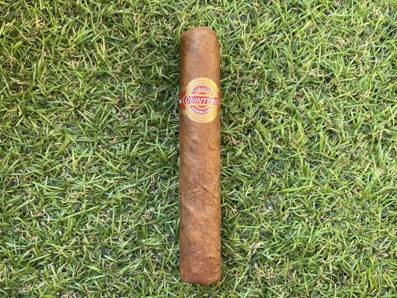 Charuto Cubano Quintero Petit - Caixa com 25 - PipeSmoking360 ...