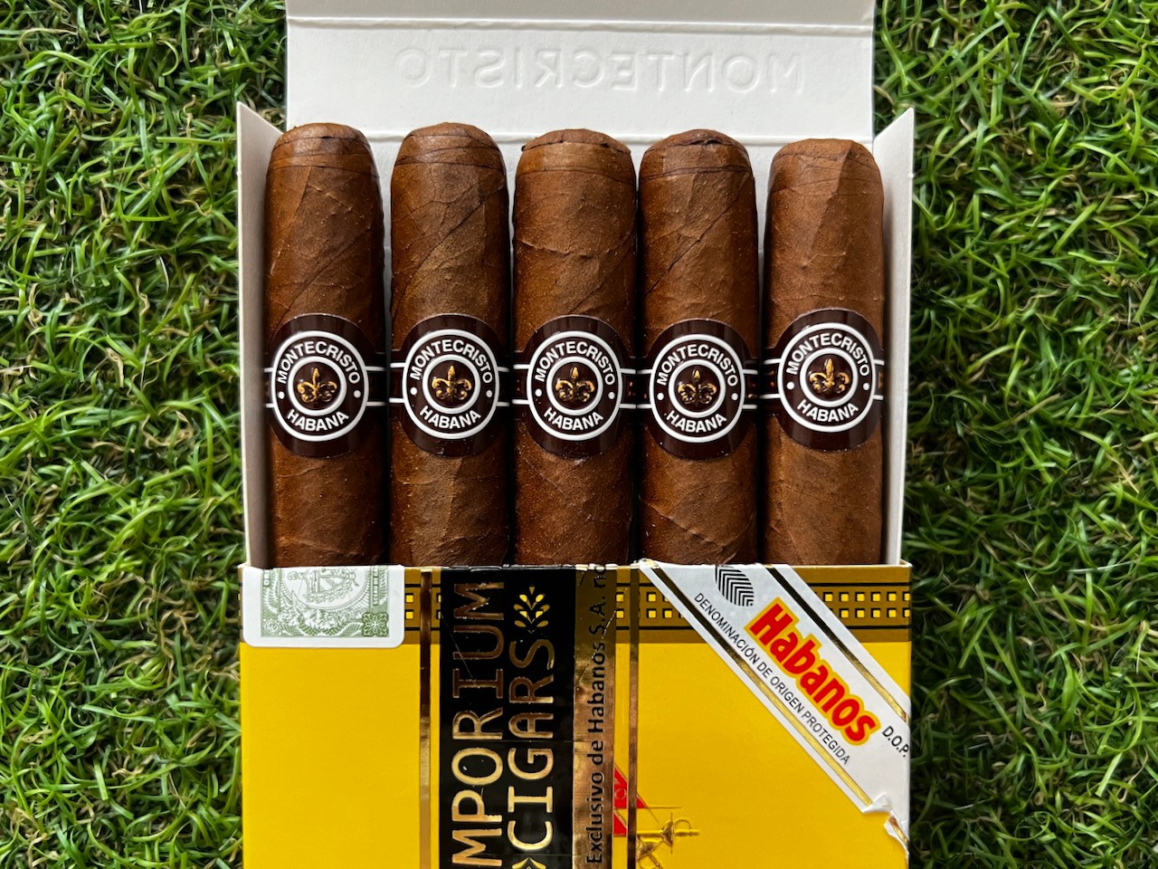 Charuto Cubano Montecristo No. 5 - Petaca c/05 - PipeSmoking360 ...