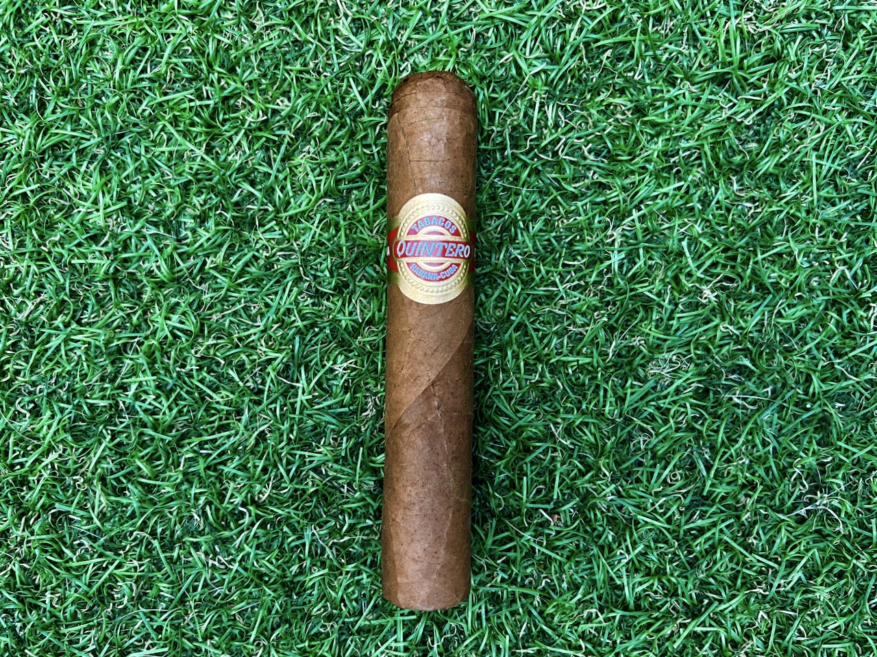 Charuto Cubano Quintero Favoritos - Caixa com 25 - PipeSmoking360 - Cachimbos e Charutos