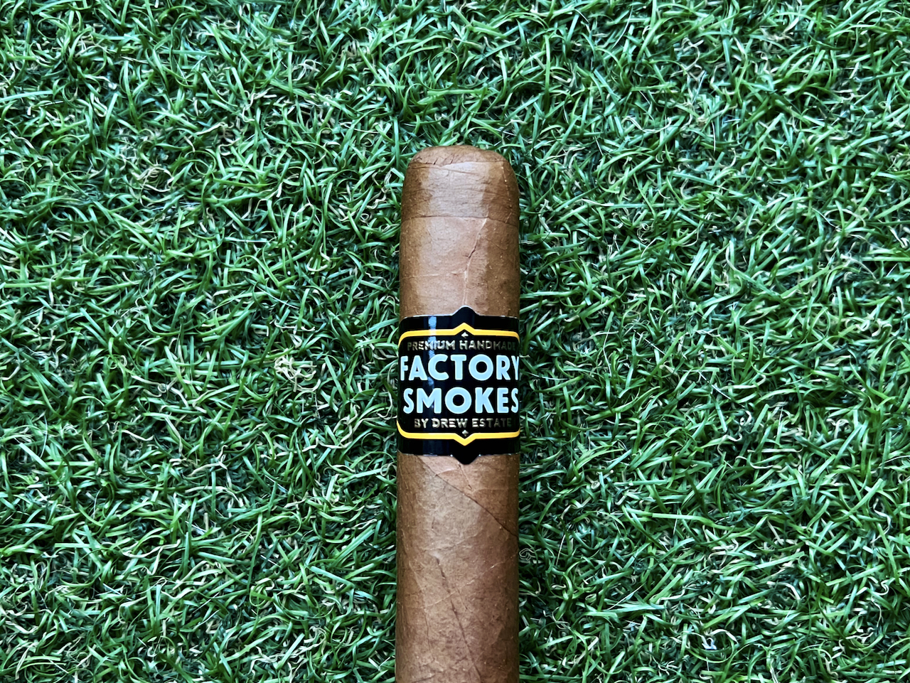 Charuto Drew Estate Factory Smokes Shade Toro - Unidade ...
