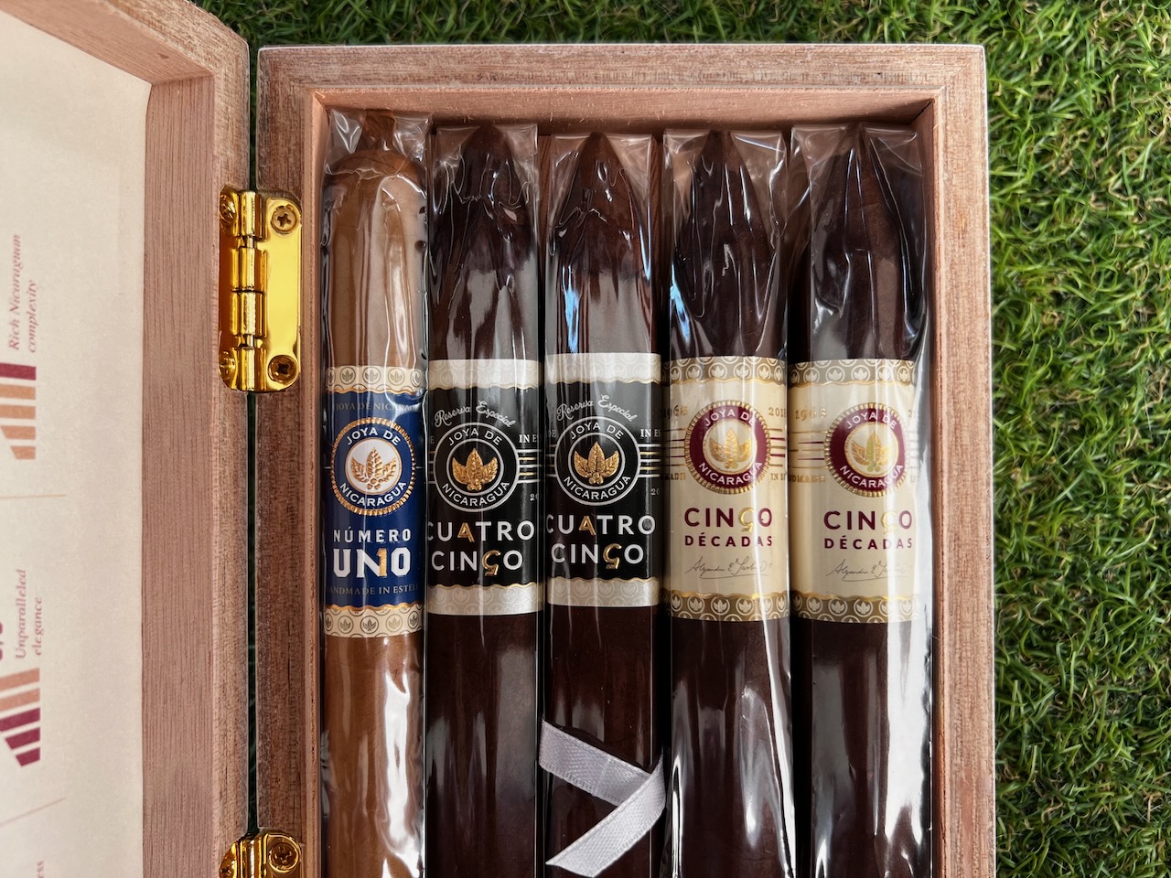 Kit Charutos Joya Seleccion Especial Obras Maestras - PipeSmoking360 ...