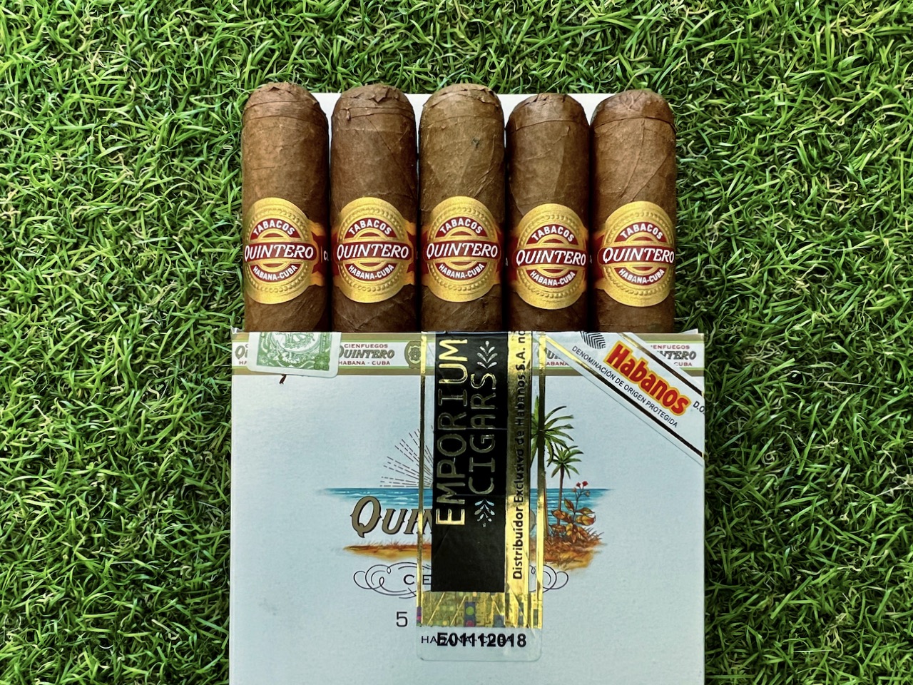 Charuto Cubano Quintero Favoritos - Petaca com 5 - PipeSmoking360 - Cachimbos e Charutos