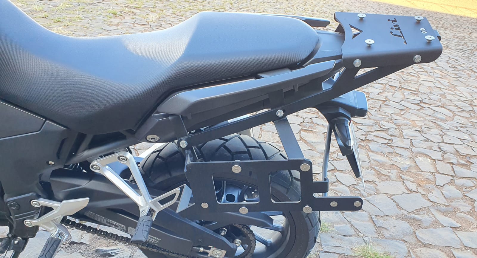KIT BAÚS LATERAIS LIVI + TOP CASE 43L HONDA CB500X COM SUPORTES ...