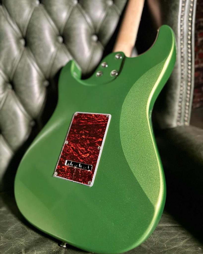 Kit Guitarra Seizi Katana Musashi Hss Army Green Amplificador - Loja de ...