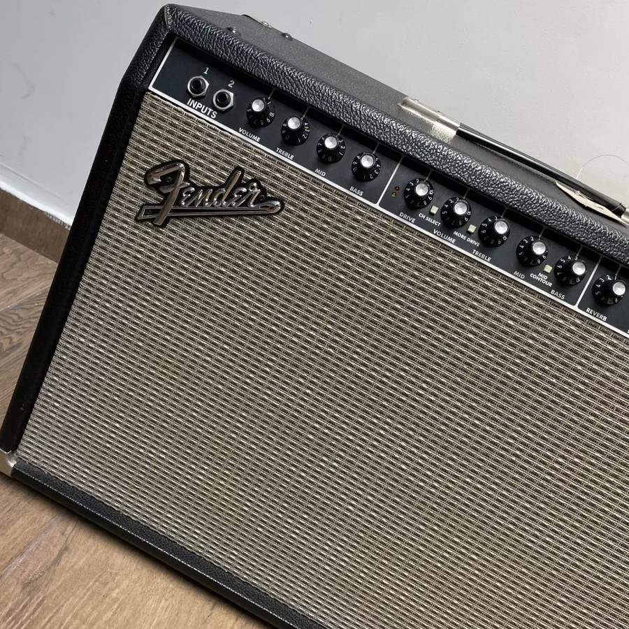 pagamento metade do Amplificador Fender Frontman 212r semi novo - Loja ...