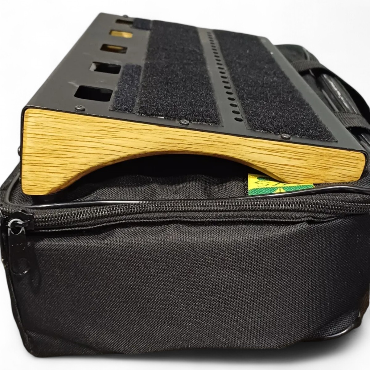 Kit Pedalboard PB5 + Bag Fuhrmann Pequeno para 5 pedais BAG01 - Loja de ...