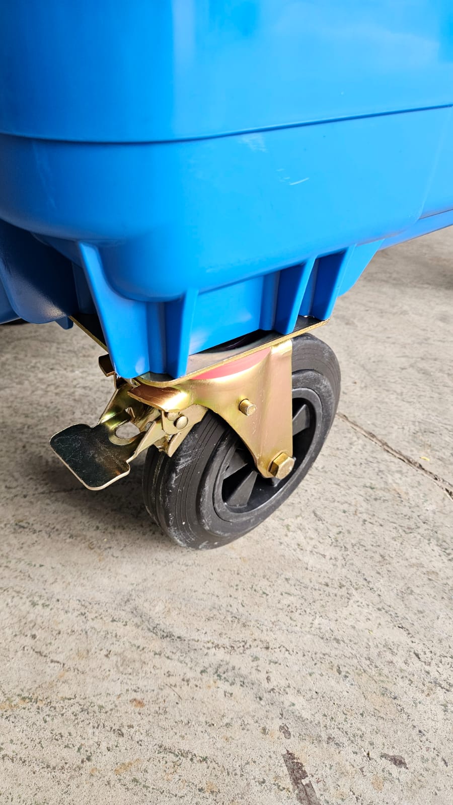 Container azul c/ rodas 660L CANAVERAL - Canaveral Itajaí