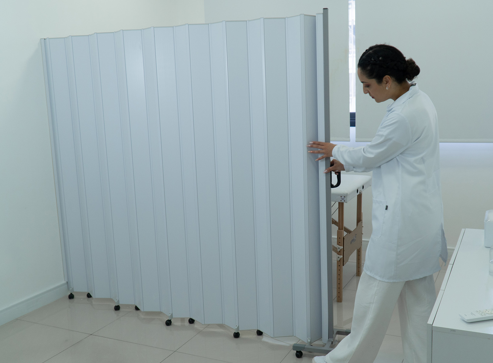 Biombo Sanfonado Hospitalar PVC Light 1,80m Fixo | Digital Hospitalar ...