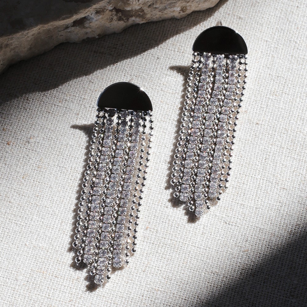 Brinco Longo Meia Lua Franjas Incolor Banho de Ródio Branco - Loja - Veri