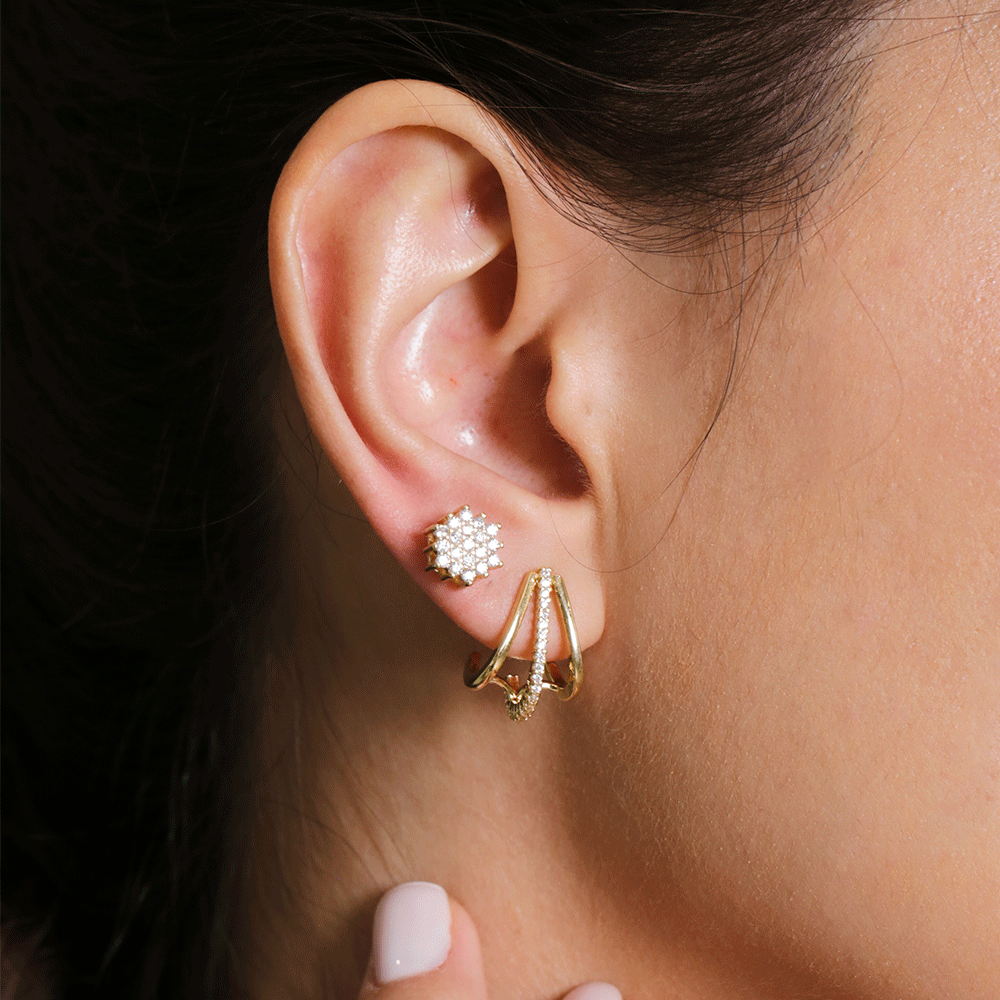 Brinco Ear Hook Linhas Zircônia Incolor Banho de Ouro 18k - Loja - Veri
