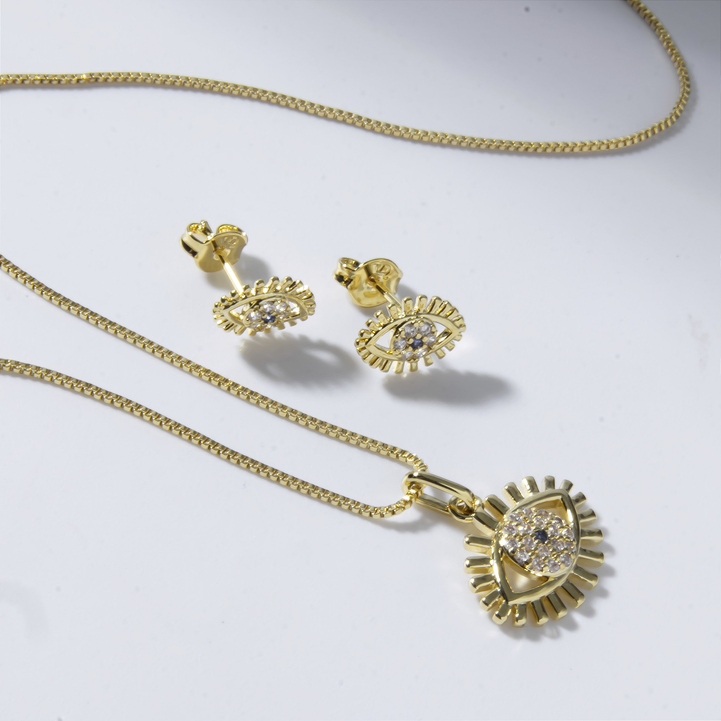Conjunto Brinco e Colar Olho Grego Banho de Ouro 18k - Loja - Veri