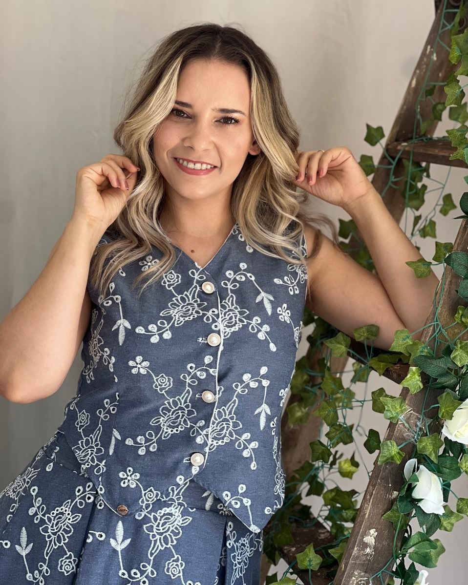 Colete Edna azul bordado - www.nicerodrigues.com.br