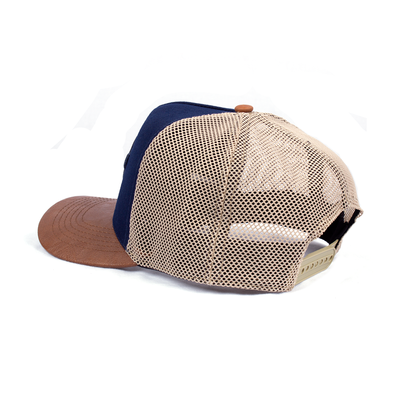 Boné Trucker Motorcycle Co Aba em Couro Sintético - Marrom e Marinho ...