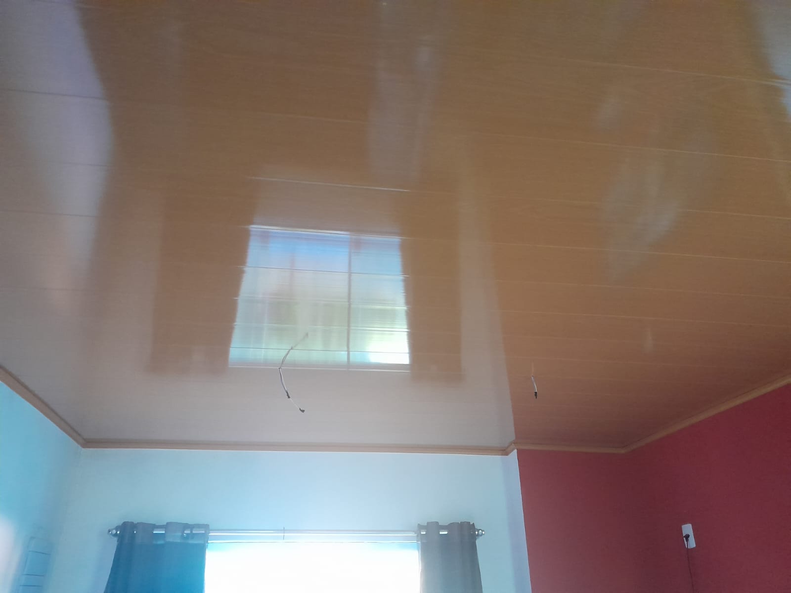 Forro pvc liso 8mm x 20cm x 6.0 m cerejeira brilho Madex - Forro PVC ...