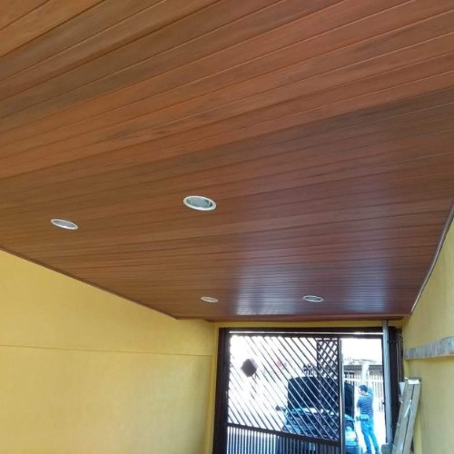 Forro de PVC amadeirado Frisado cor NOGUEIRA c/ 5,00 (PC) - Forro PVC ...