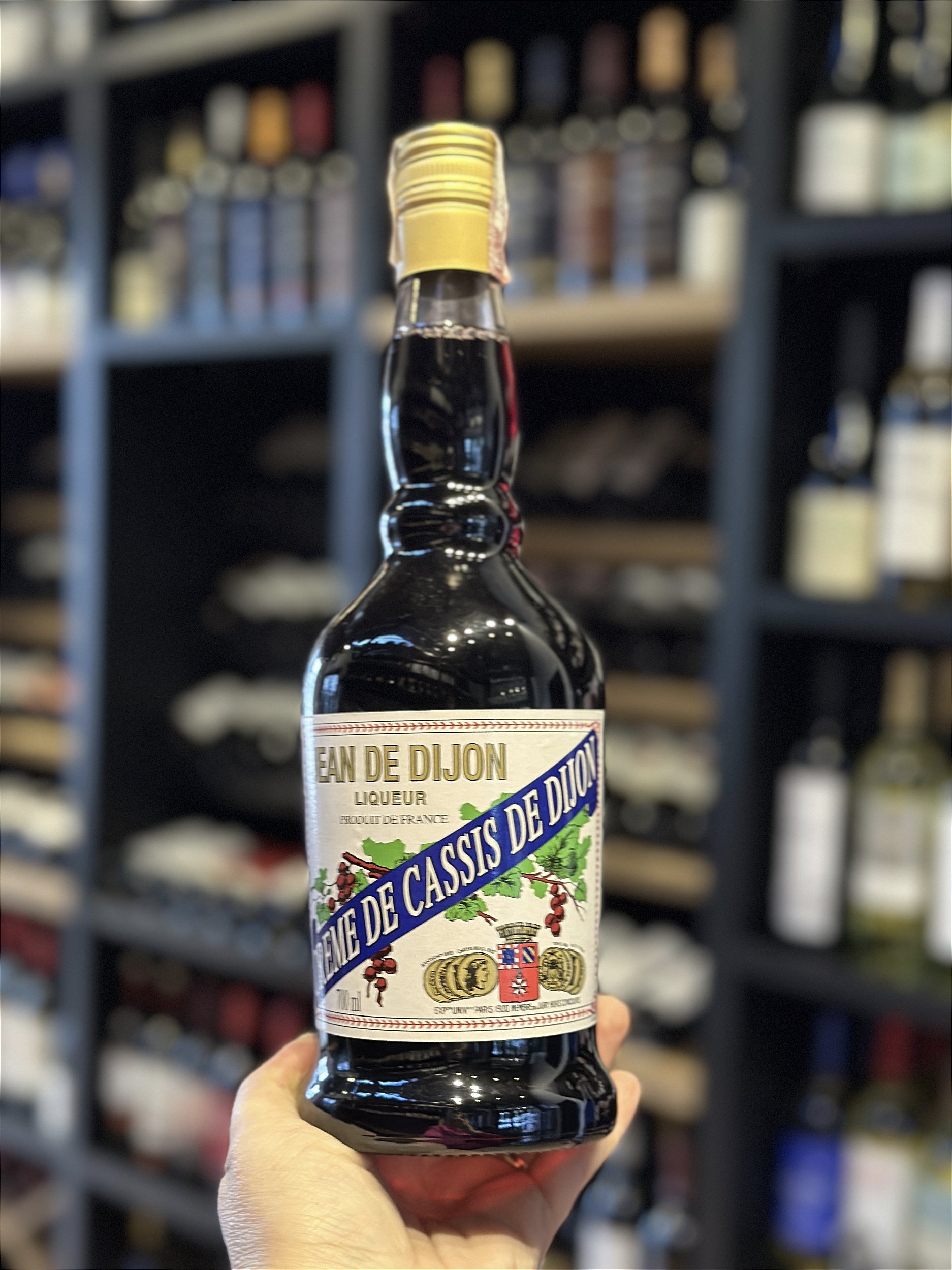 Licor francês Jean de Dijon Creme de Cassis 700ml - www.santaclarita.com.br