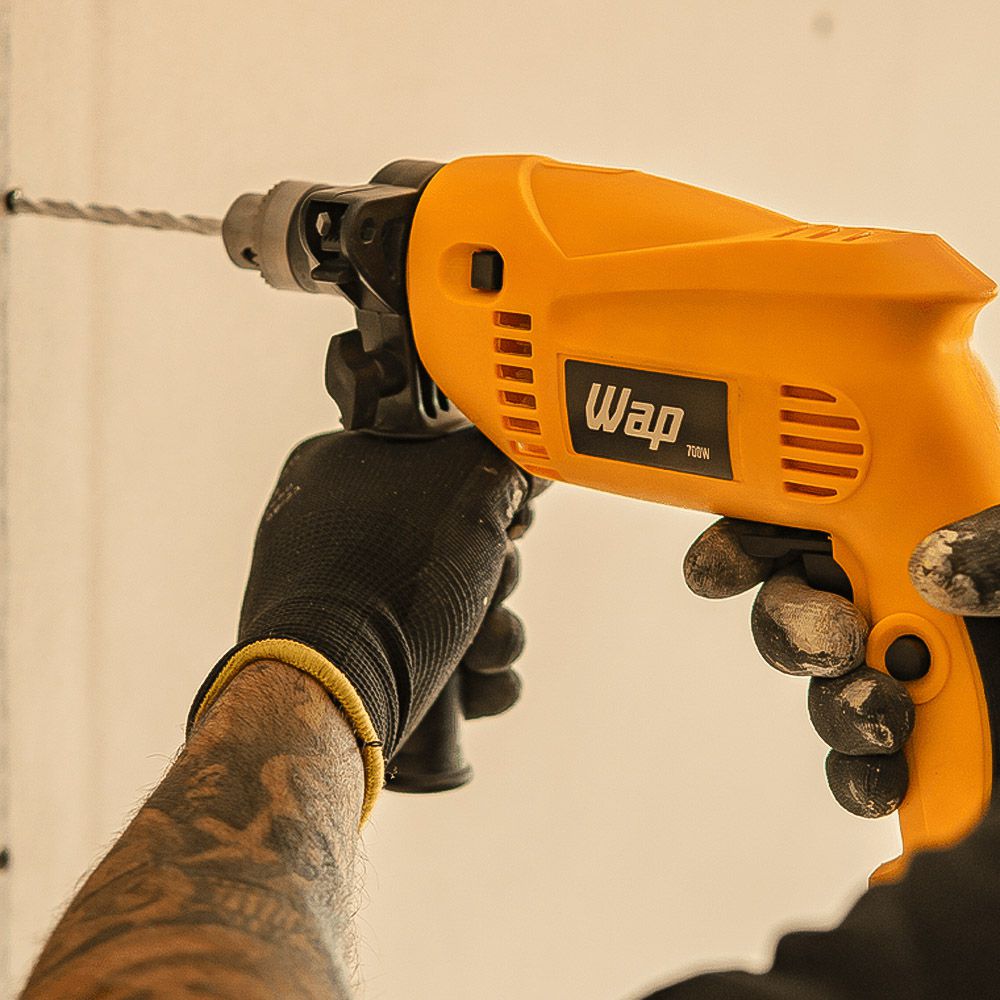 Furadeira E Parafusadeira De Impacto Wap EFPi 700K10 220V - SobralTech