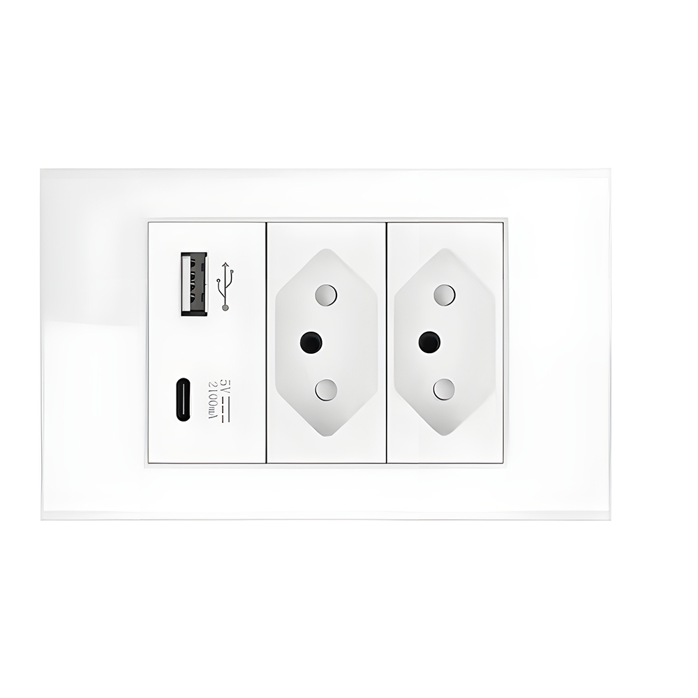 Tomada, Padrão Brasileiro, Com Uma Entrada USB e USB-C, 10A, Paínel Em ...