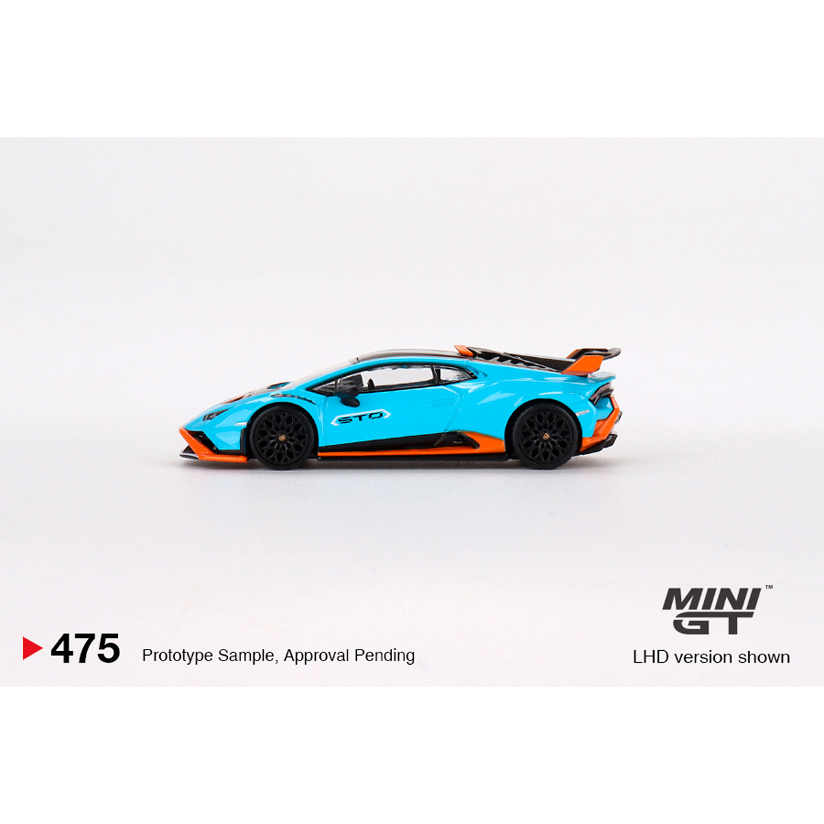 Mini GT 1:64 Lamborghini Huracán STO - Counting Minis