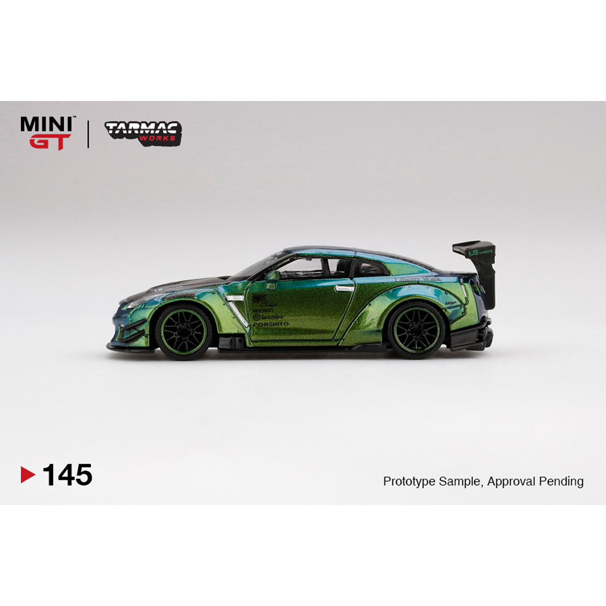 Mini GT 1:64 LB WORKS Nissan GT-R (R35) Magic Green - Box - Counting Minis