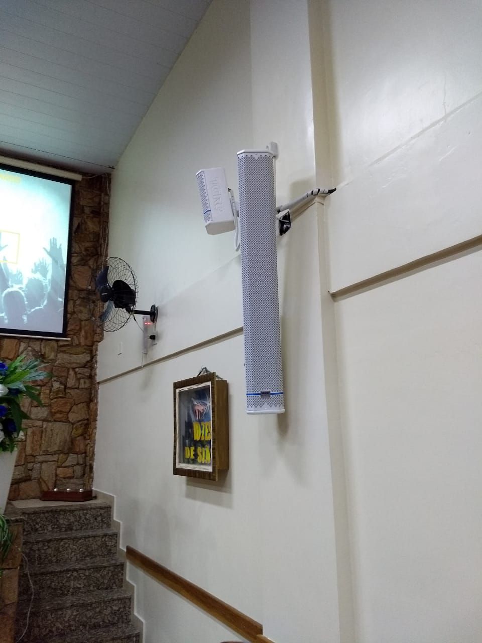 Taigar System, WALL 605 A, W605A - LS AUDIO PRO Mesa de Som Soundcraft ...