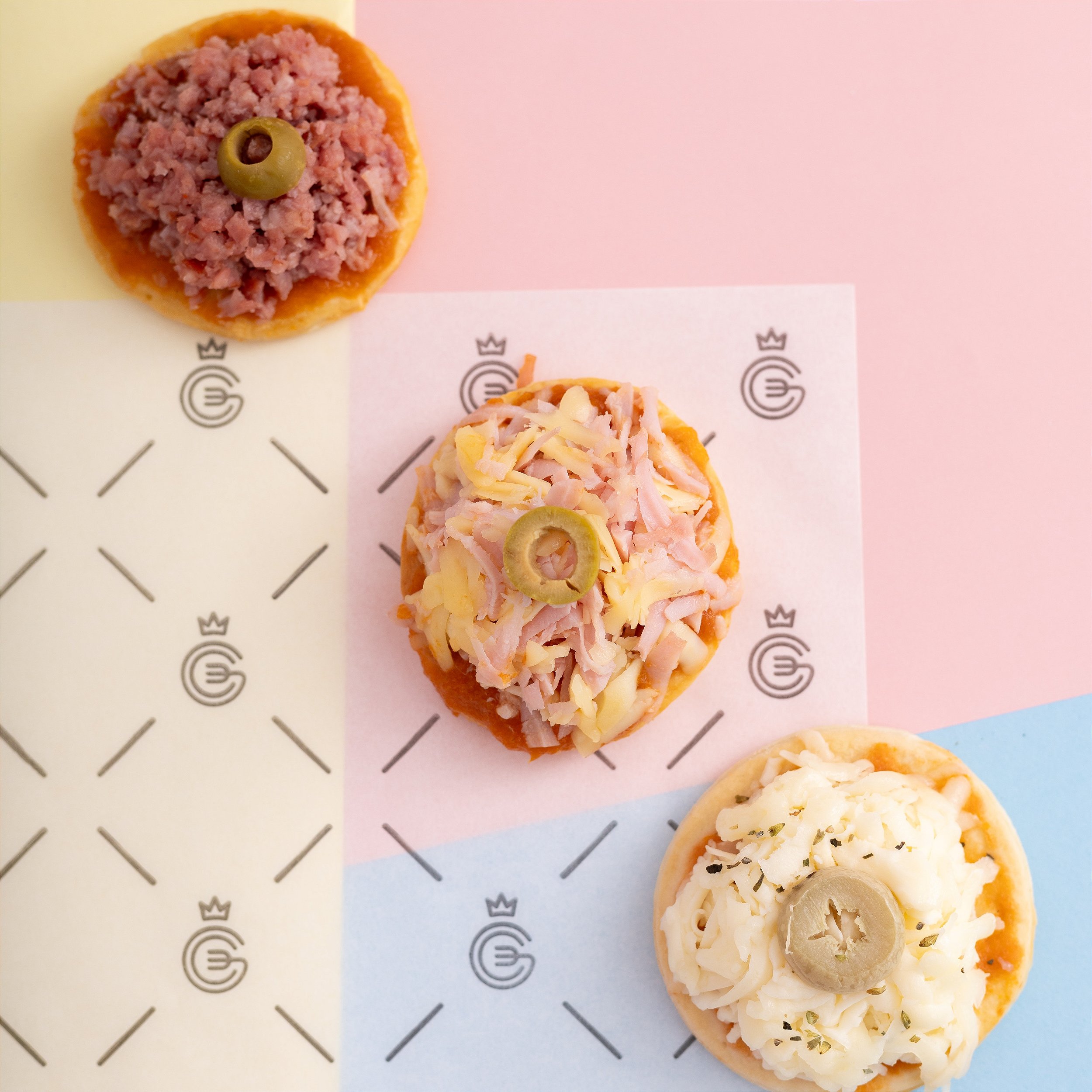 Mini Pizza de Calabresa Congelada - Caixa com 12 ou 24 Unidades - Caixa ...