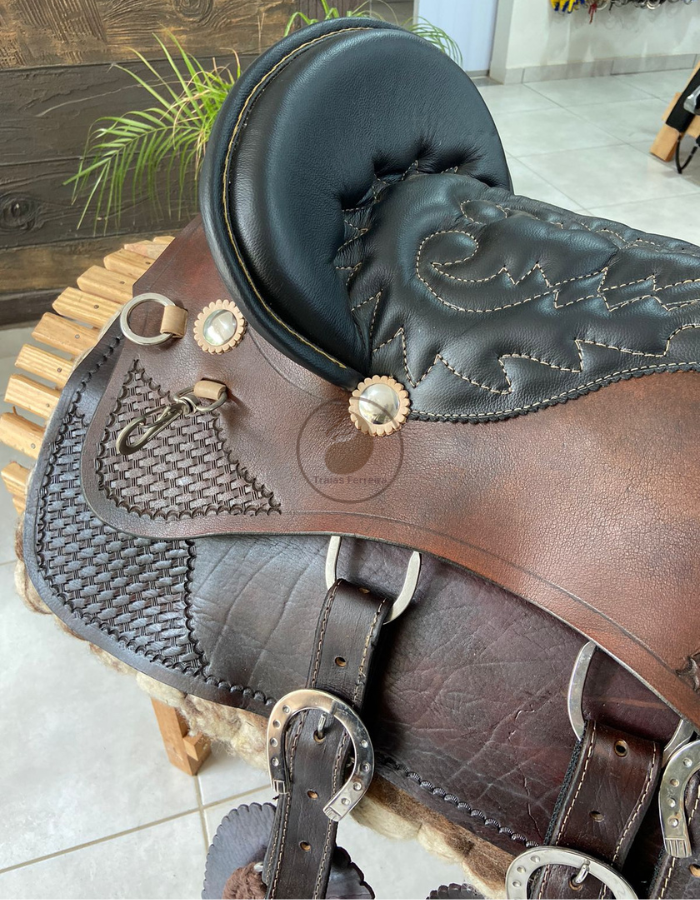 Carona Couro Legítimo Para Selas E Arreios - Traias Ferreira