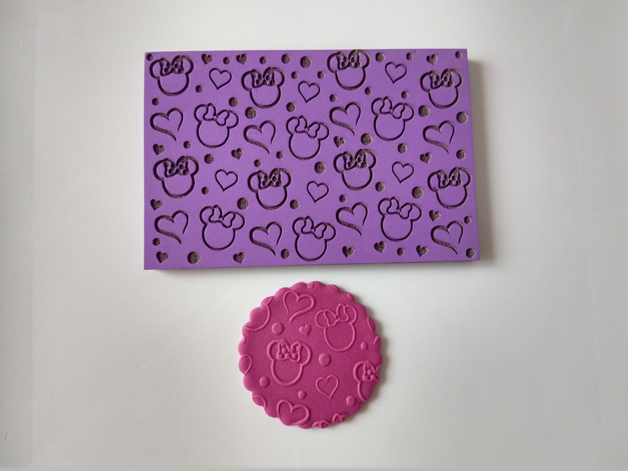 textura da minnie para pasta americana e biscuit - Cortadores, texturas ...