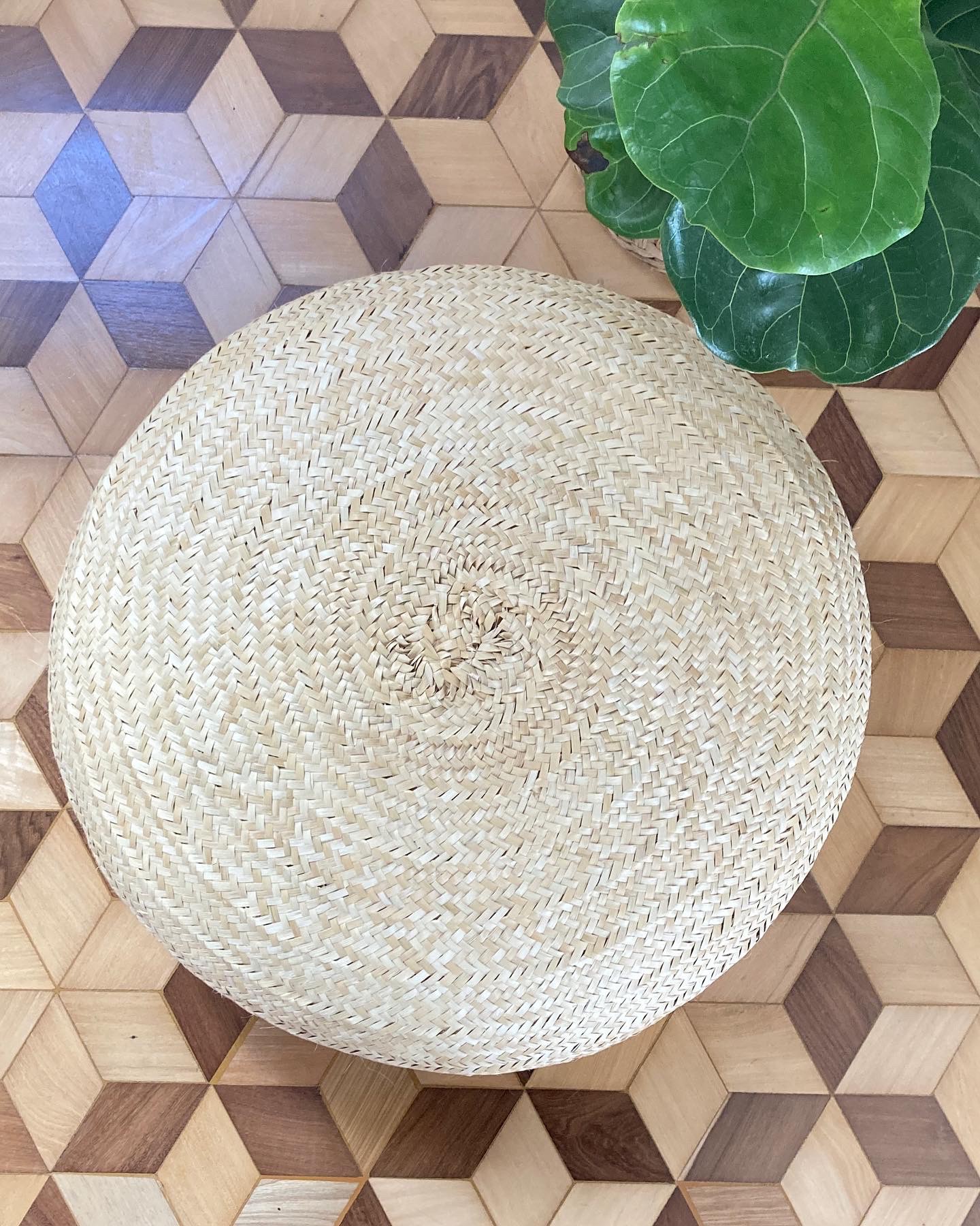 Puff Rendondo em Palha de Carnaúba | 60 cm - Produtos de Decoração ...