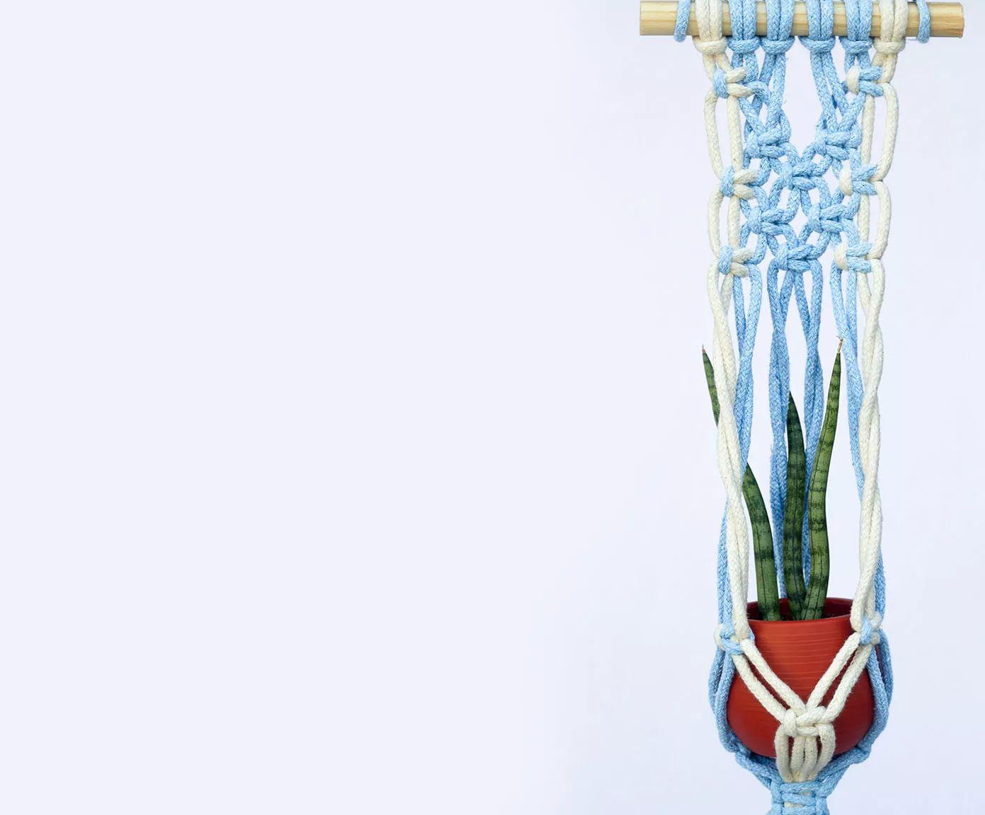 Mini Wall Hanger Candy Colors - Produtos de Decoração feitos por mãos ...