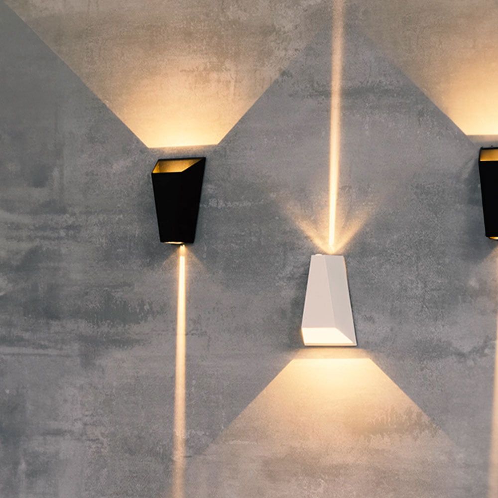 Arandela Led Drie 6W IP65 Branco Quente 3000K - Iluminação Externa Sof ...